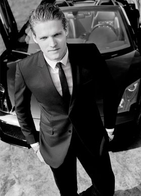 Javier Falcón – IS Creative Studio